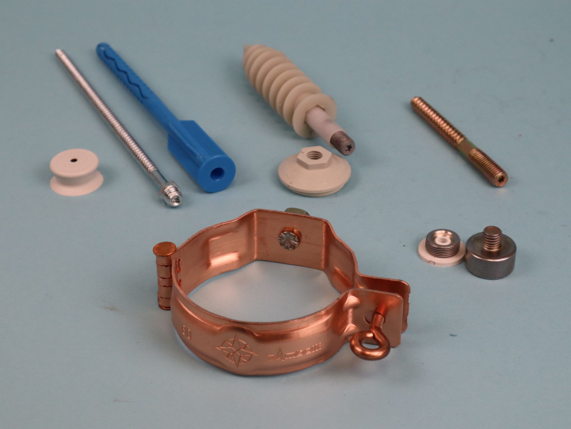 Fallrohrschelle Regenrohrschelle Kupfer M10 Stockschraube Rohrschelle ...